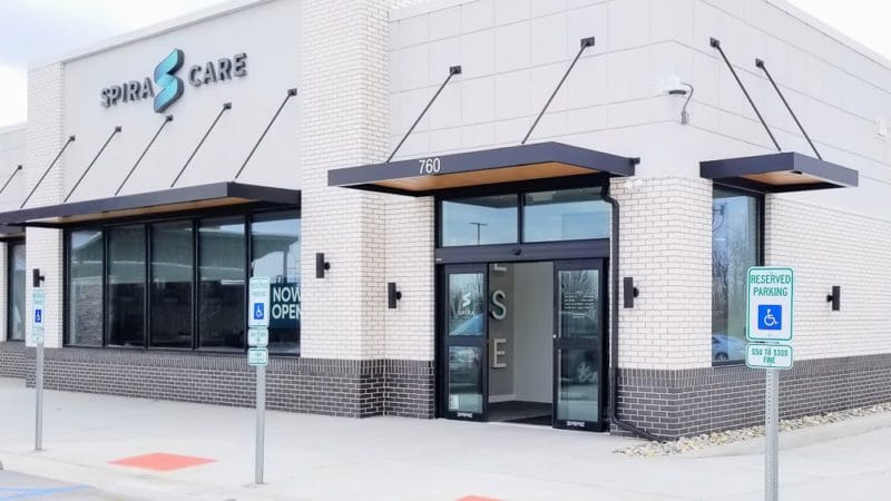 Spira Care - Lees Summit, Missouri - Awnex - Architectural Branding ...